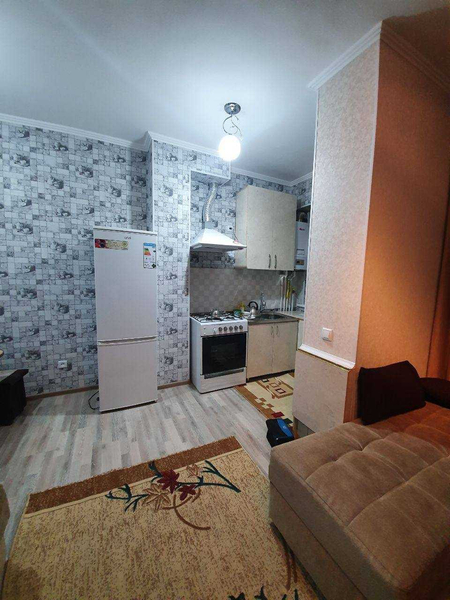 срочно продается 2 комн квартира метро БИЙ