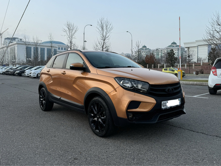 Lada X-Ray Cross
