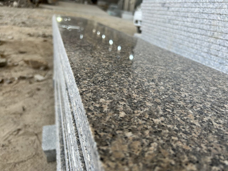 Гранит Куксарай от 145 000/М²