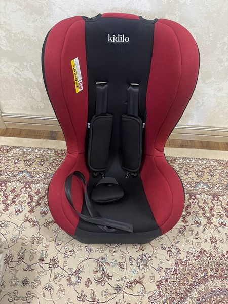 Срочно продаеться автокресло KIDILO