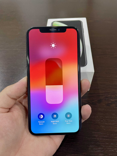 Продам iPhone XS 256gb