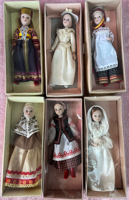 Продам фарфоровые куклы