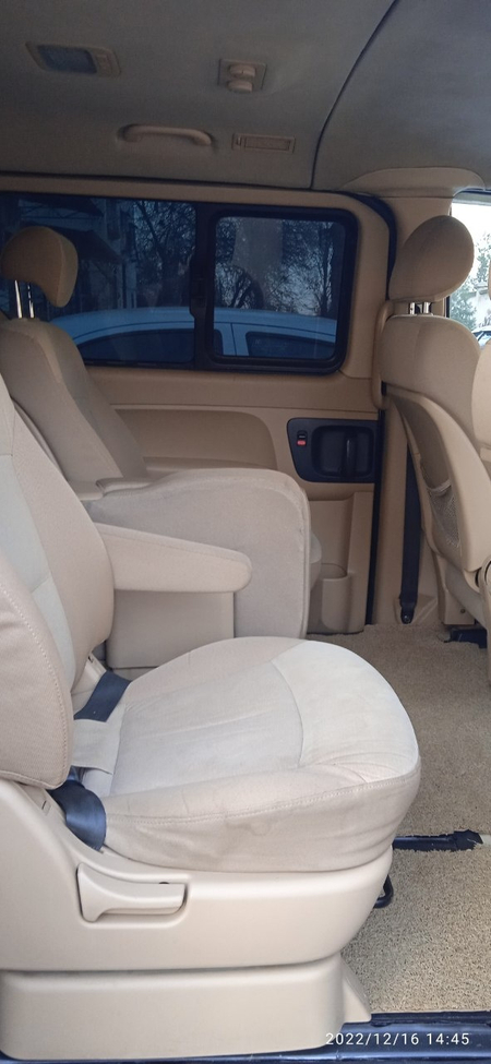 Hyundai Starex H-1