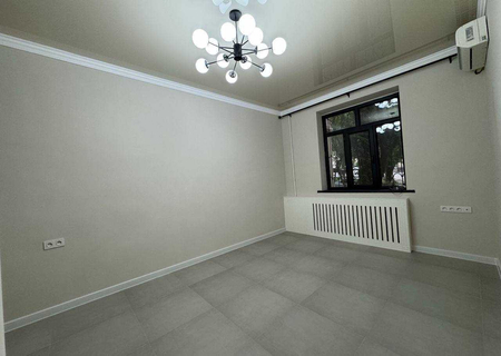 продается комерческое помещение 200 кв.м Ор-р Шота Руставели