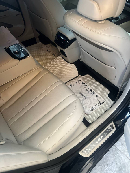 Продам свою kia k8