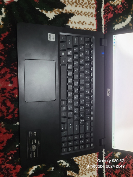 Acer noutbok 8 azu 1T