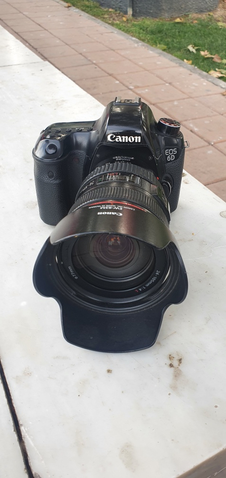 Canon 6d 2 та бодий 1 та 70-200 объектив 1 та 24-105 объектив + спишка