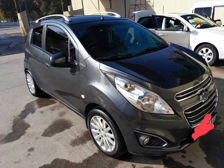 Spark sotiladi srochna  9800$