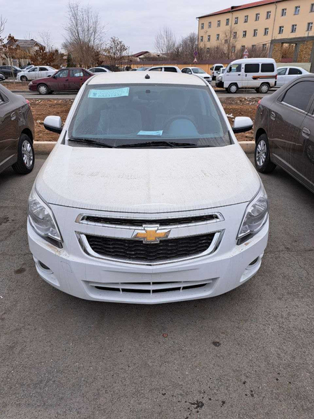 Chevrolet Cobalt halol nasiya savdo asosida Yillik 8%