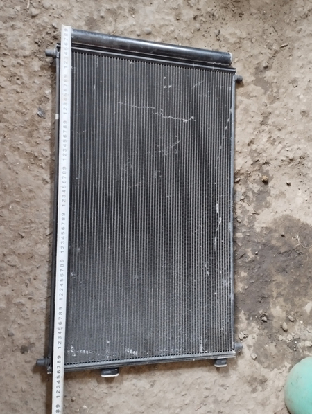 Radiator i konitsaner radiator 78sm*48sm