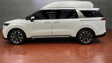 KIA Carnival Hi Limousine