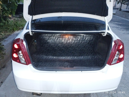 Продам Chevrolet lacetti год 2009