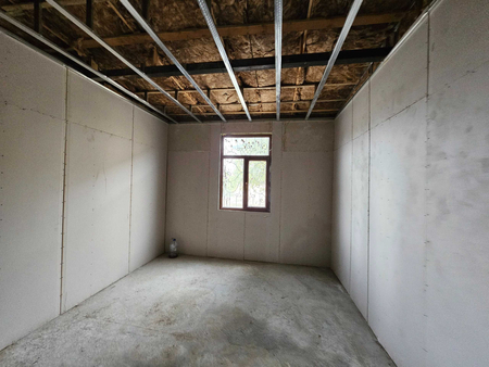 6 xonali qilingan 105m² 1-qavat sotiladi.