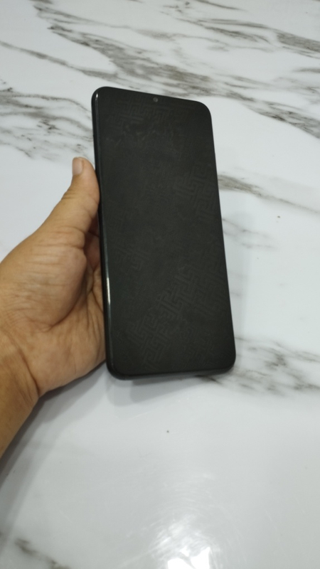Telfon sotladi samsung