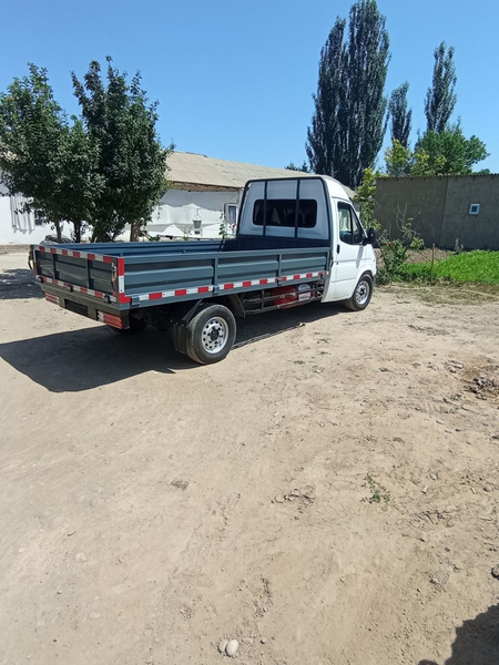 Ford transit 1992-yil