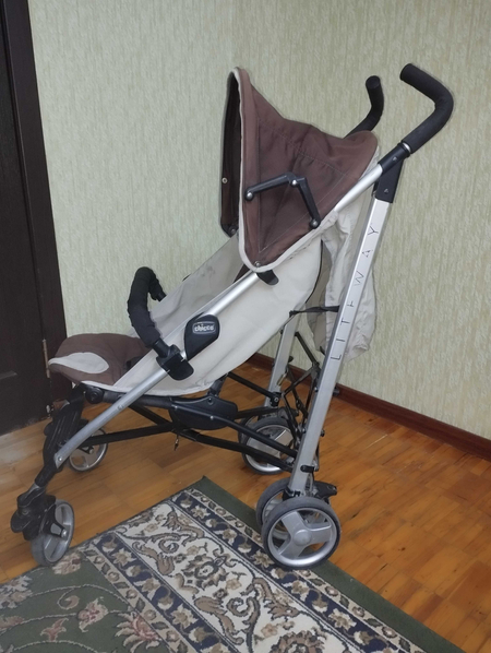Прогулочная Коляска трость Chicco lite way