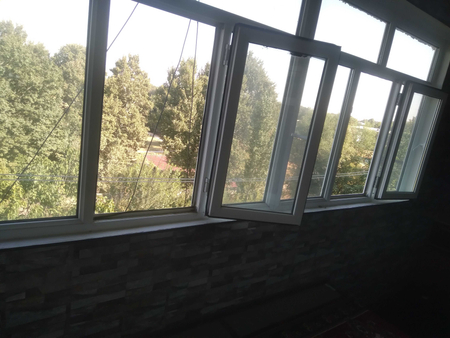 Srochna uy sotiladi 8MKR 2HONALI