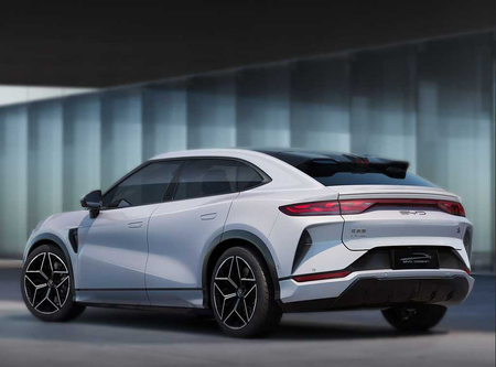 BYD SONG L замонавий ҳамда тезкор