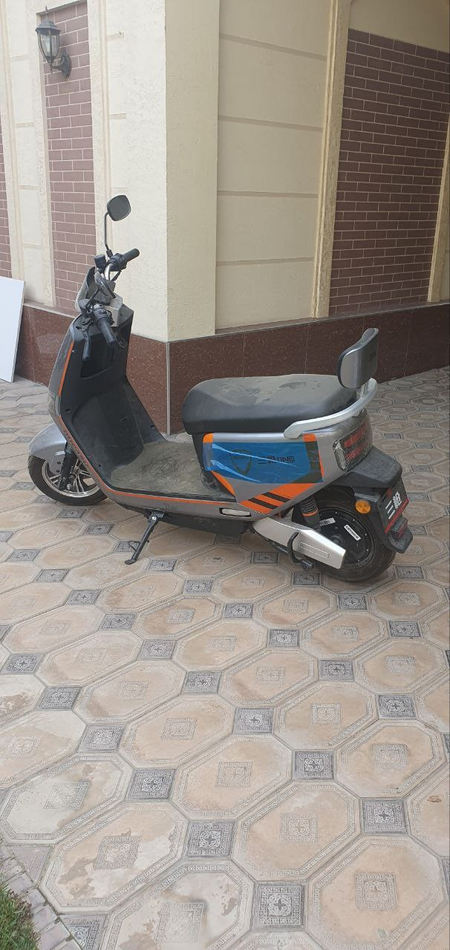 Skuter elektro Ducasu