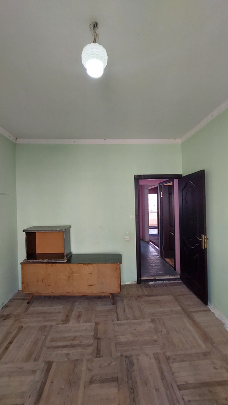 2-х ком. квартира. 2/5/9. Сергели-5. Дом галерейка. Метро 3-bekat 300м