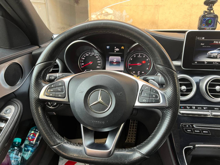 Mercedes-Benz C180