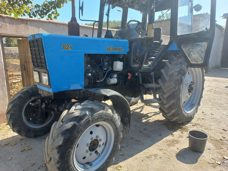 Traktor 82.1 sotiladi kafolati bilan