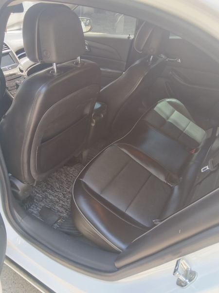 Chevrolet Malibu 1