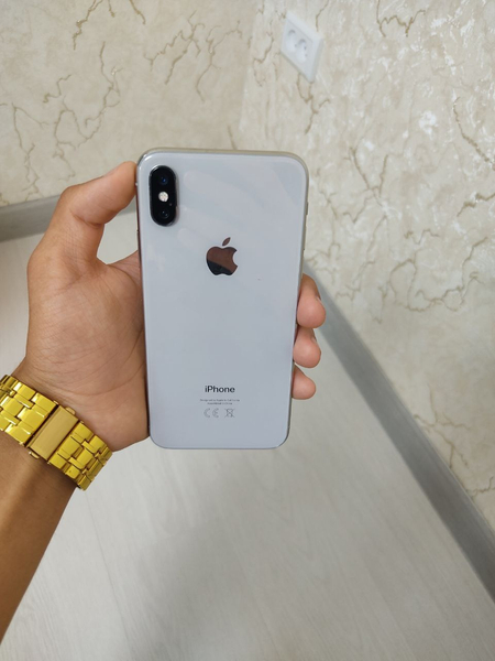 Iphone x arzoni srocna