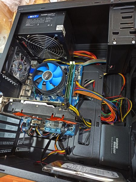 Мощный игровой компьютер (кейс) Core i7,  12Gb, 1tb, RX580
