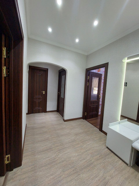 Мурзо-Улугбек 4/2/5. 92м². ЕВРО.балк 2×6. Меб+тех. Z