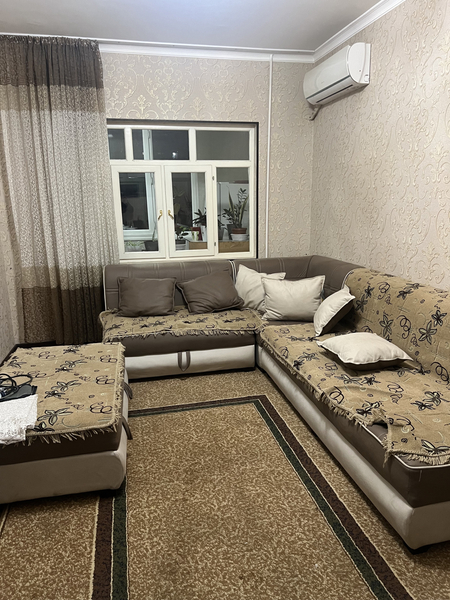 Массив Хумоюн Продается 2 ком квартира