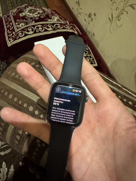Apple Watch SE, 44mm