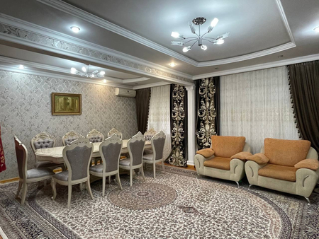 Юнусабад 17кв Продается 4-х комнатная квартира на 2-этаже 92м2 СРОЧНО