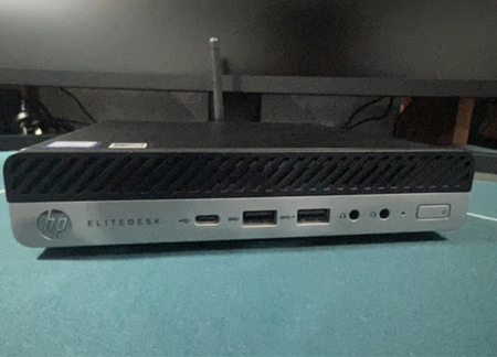 HP Elite Desk  i3-8100T, 3,10Ghz. RAM 8GB, SSD 256GB