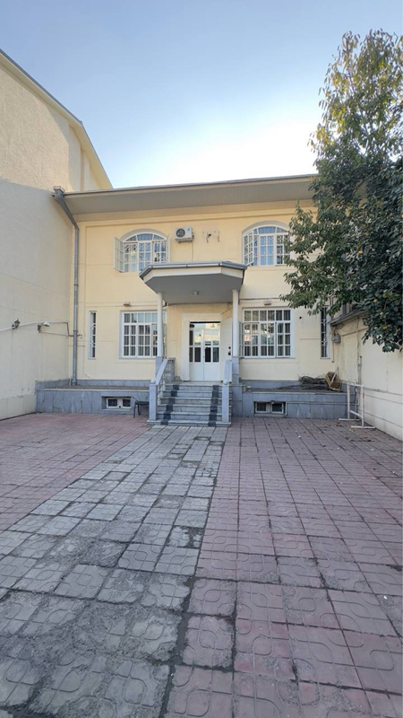 Дом под офис район элитный