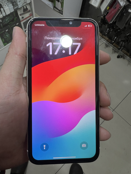 Iphone 11 64gb  karopka yoq
