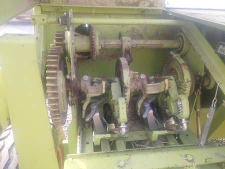 Prespodborshik CLAAS MARKANT55