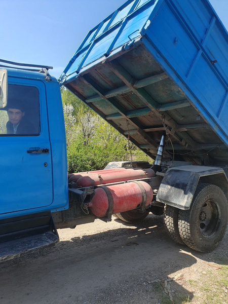 1991 yili Zil karopka zil razdatka bor 3ta yoqilgiga yuradi