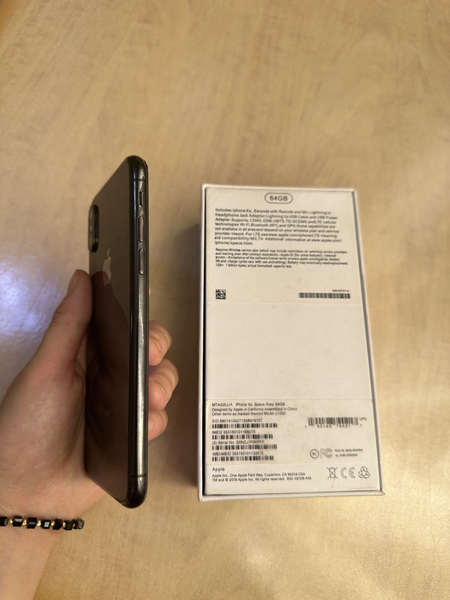 Iphone Xs ideal sotiladi