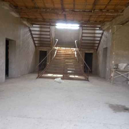 Паркент.Курортная зона.Продам дом-коробка на 3уровнях и на 16сотках