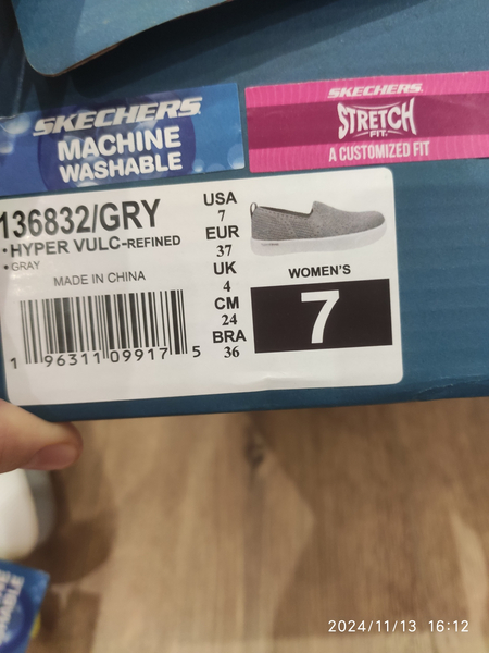 Skechers оригинал из США USA. 37 размер