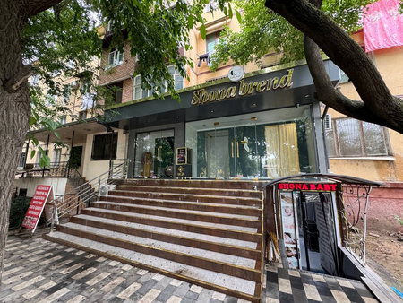 Продаётся офис 160м2 17 квартал/ Парламент