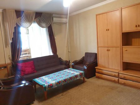 Срочно продаётся квартира 4 комнатная 100 кв.м
