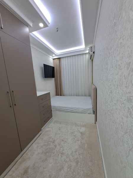 Shayhontohur Ц-15 3-этаж 3ком  72кв 120000 Новый ремонт
