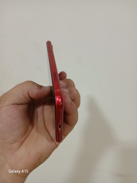 Iphone Xr 64gb srocna