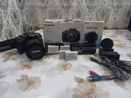 Canon D 650 sotiladi