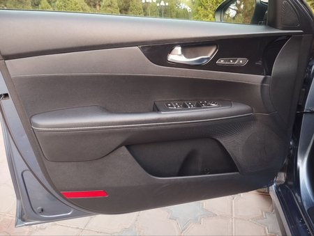 Kia Cerato 2023! GT line+ 2.0l MPI Atmosferni Mator