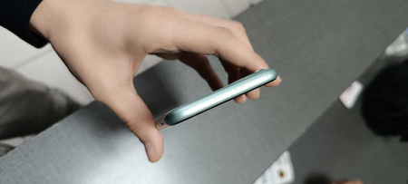 Iphone 11 sotiladi 128gb
