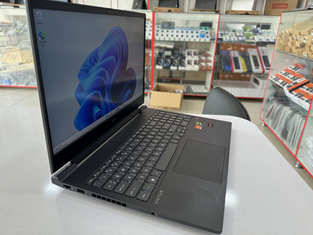 Hp victus ryzen 7 7840 (i7 13) kuchli qowimcha videokartalik