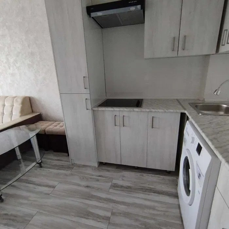 Квартира 28 м2 около рынка Мирабад